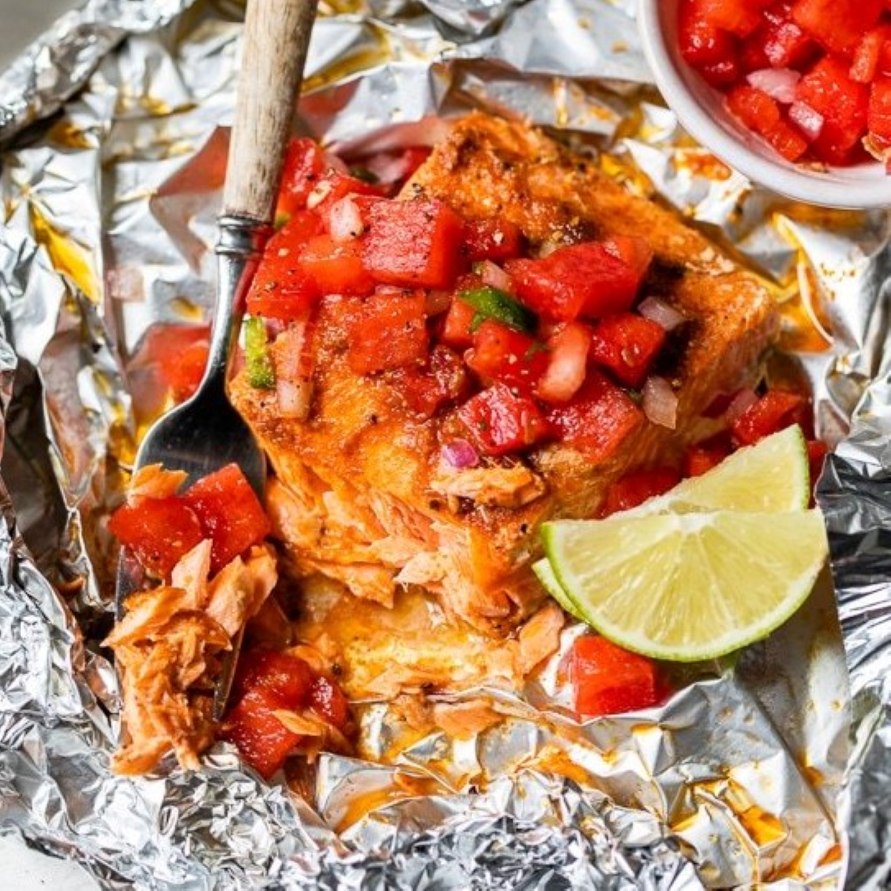 Spice Rubbed Fish Packets | Reynolds Brands