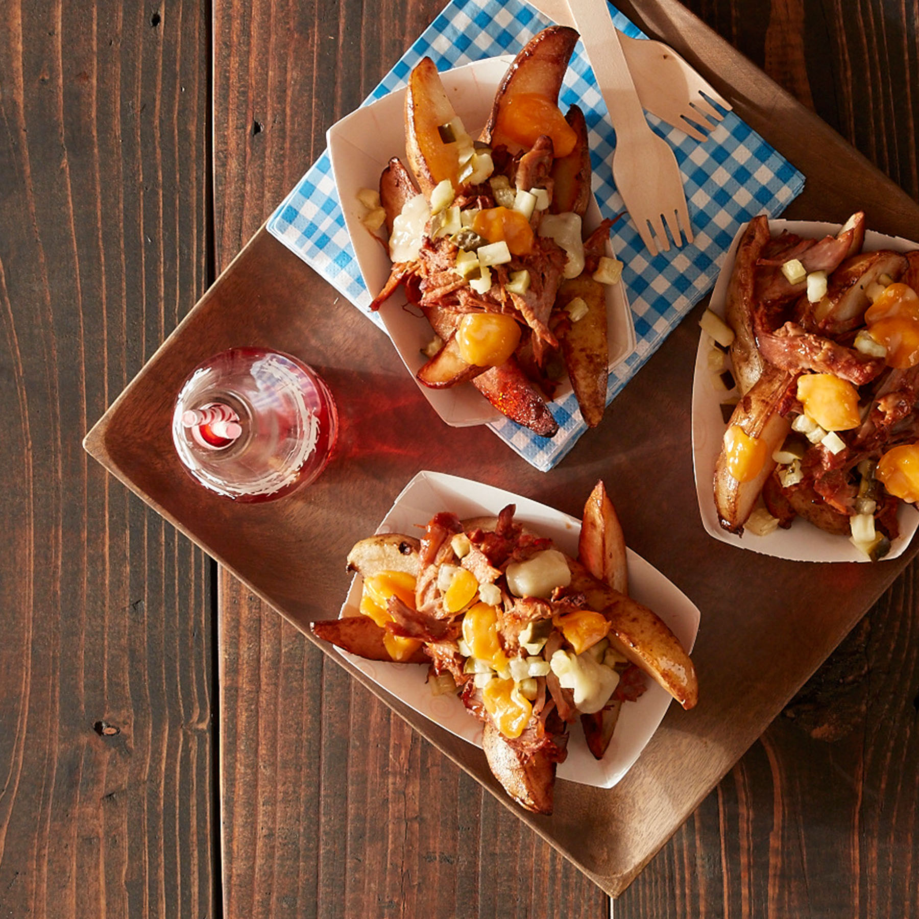 Pulled BBQ Pork Poutine | Reynolds Brands