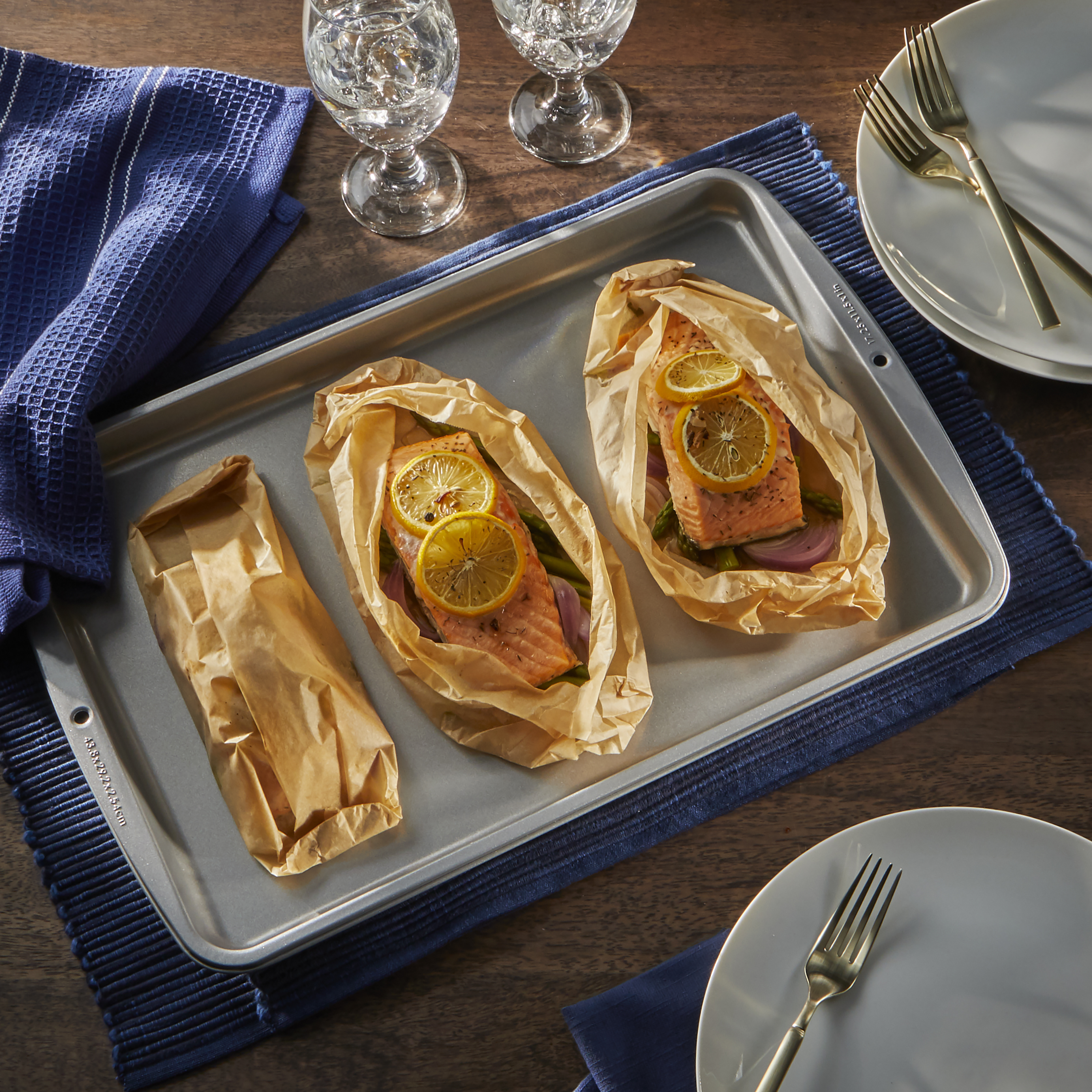 How to Make Parchment Paper Packets (En Papillote) | Reynolds Brands