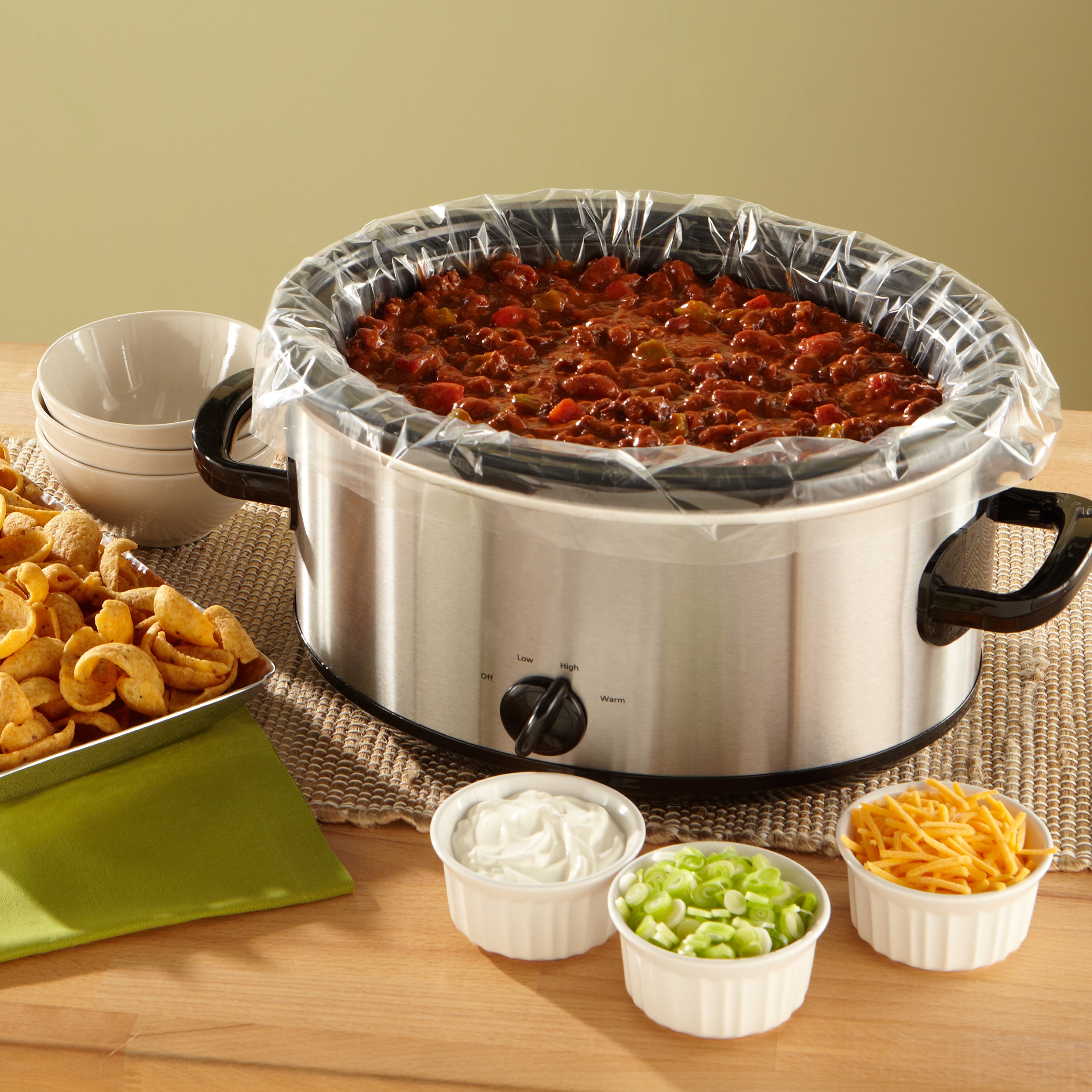 Everything You Need to Know About Lining Slow Cookers | Reynolds Brands
